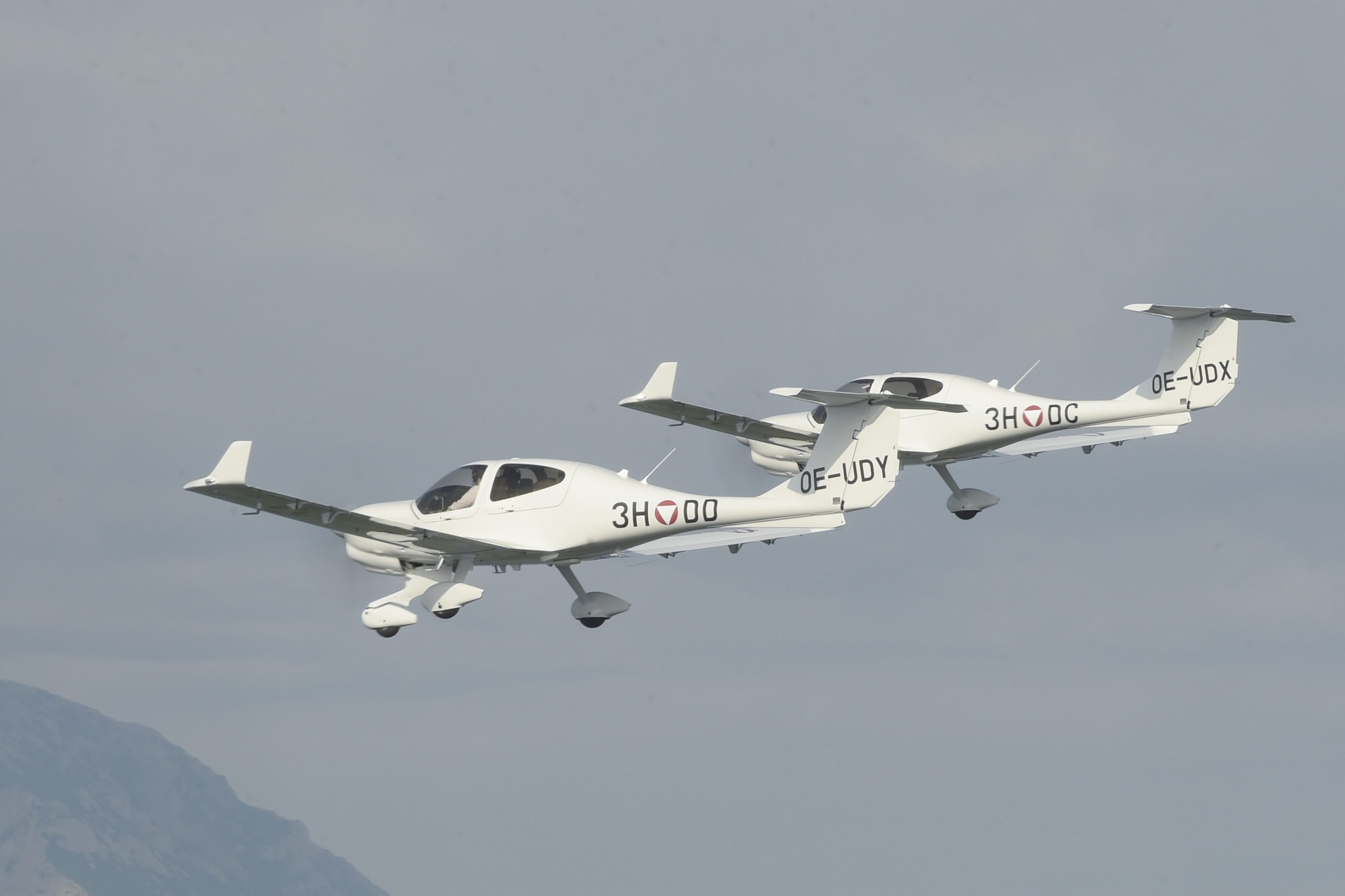 The performance features of the new DA40 training aircraft