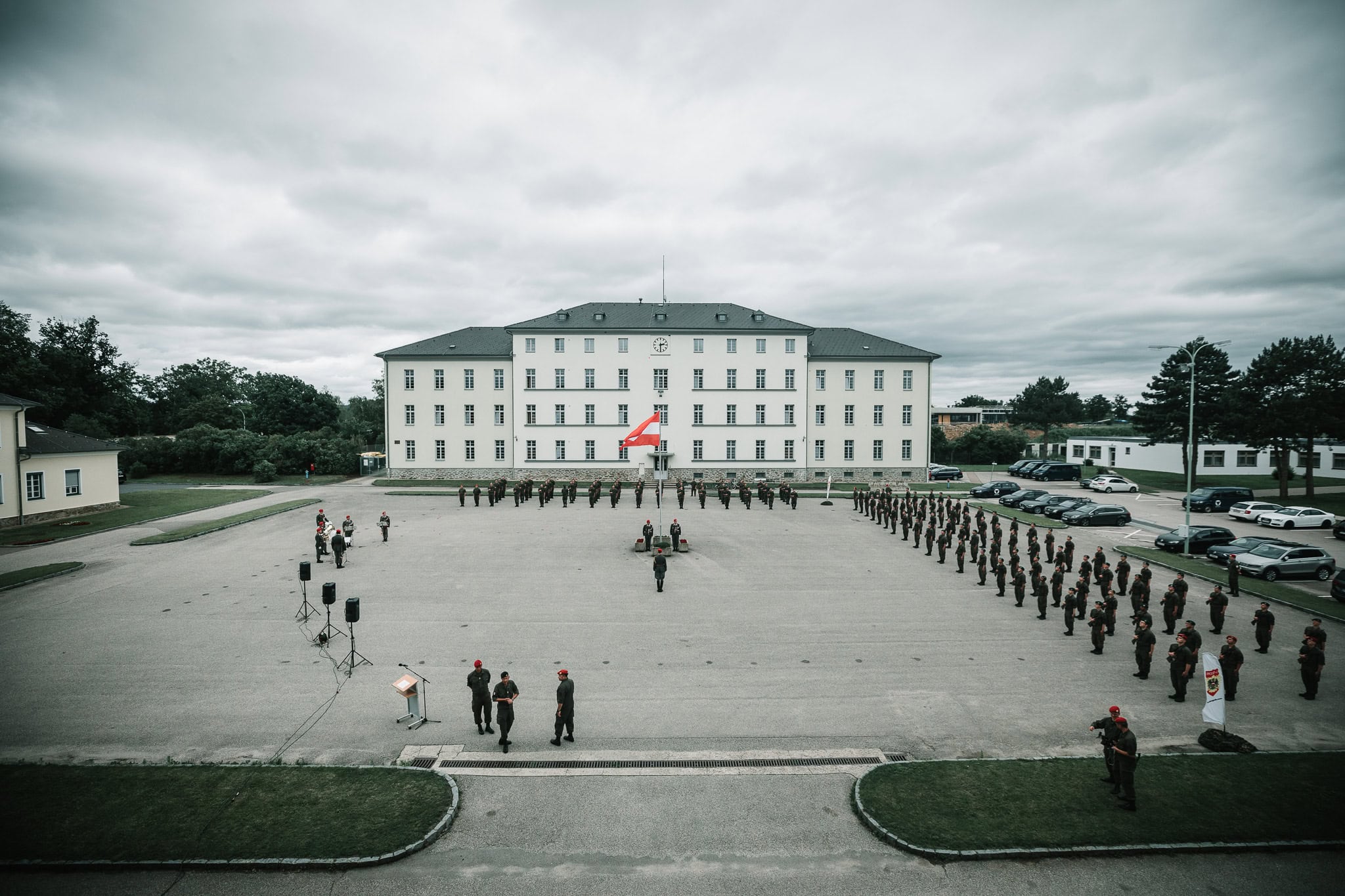 Guard soldiers pledge allegiance in Horn