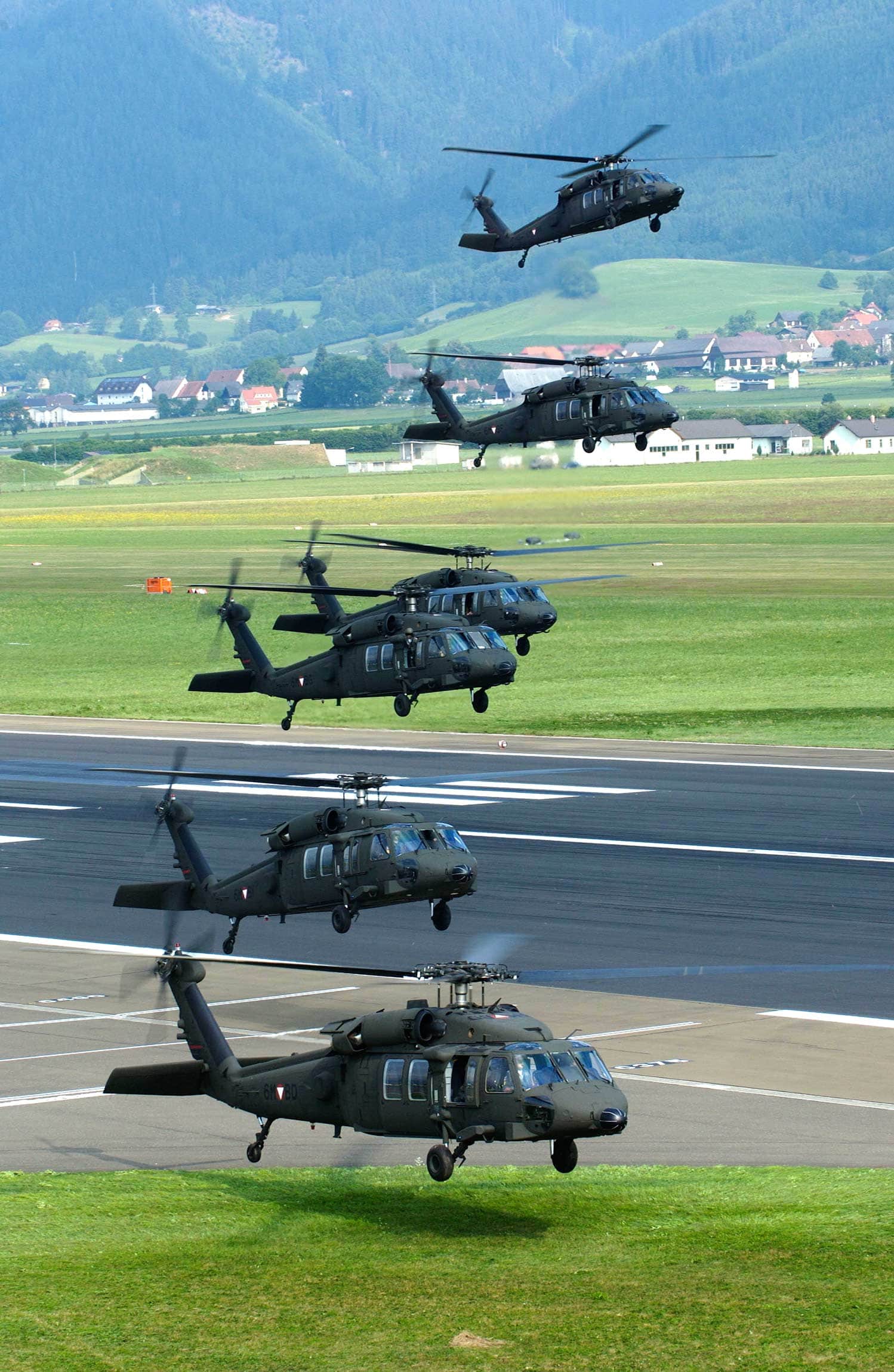 A second Black Hawk squadron for the armed forces