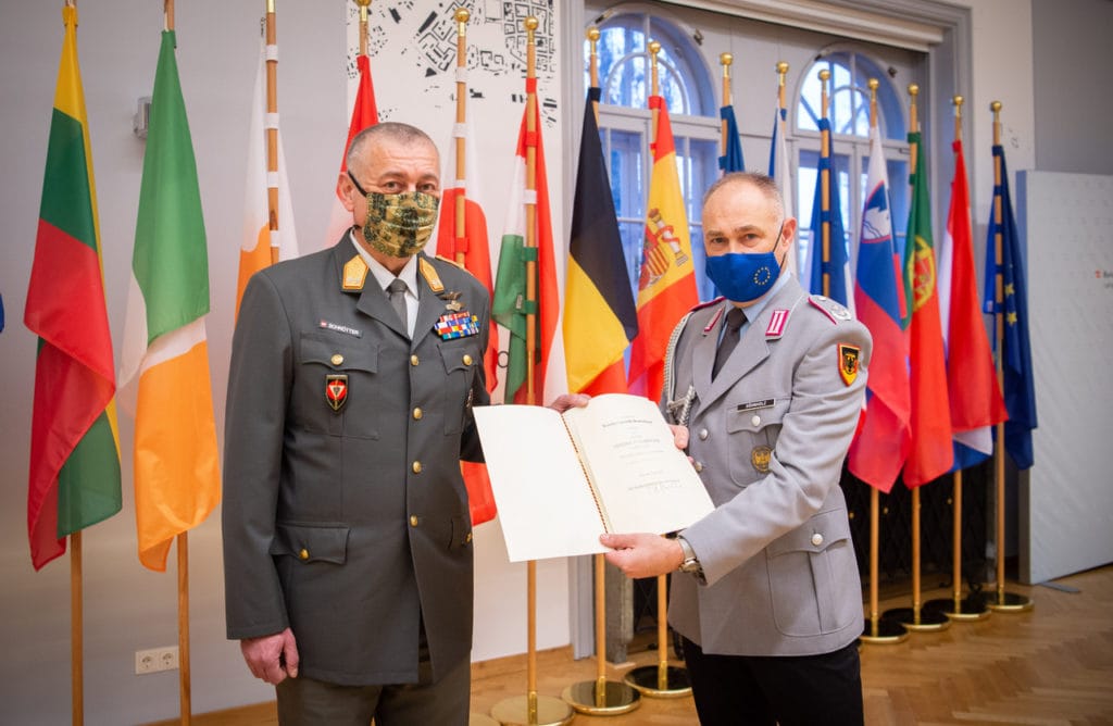 Bundeswehr honors army general