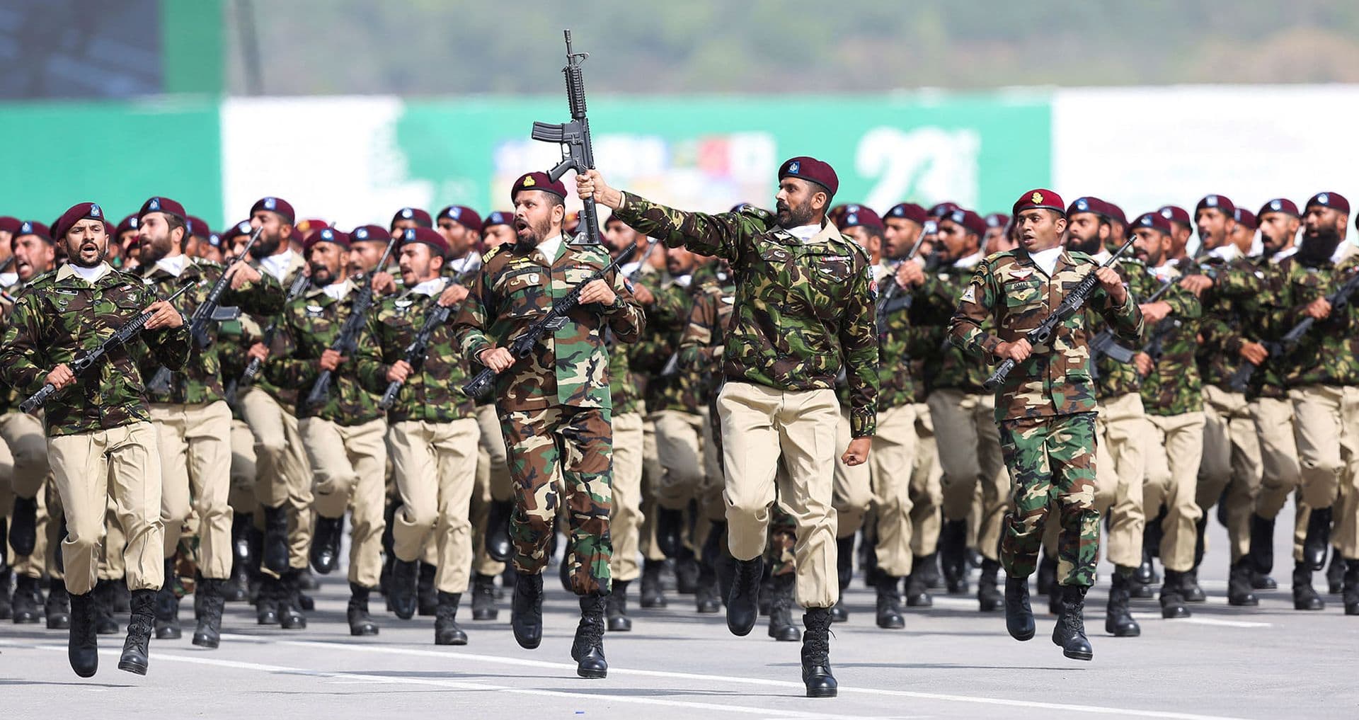 Military parade in Pakistan with novelties