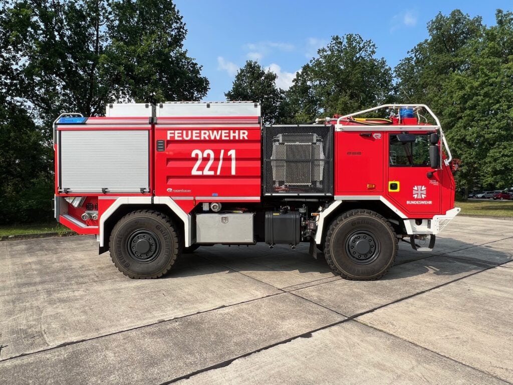 Bundeswehr: Rosenbauer liefert Waldbrand-TLF