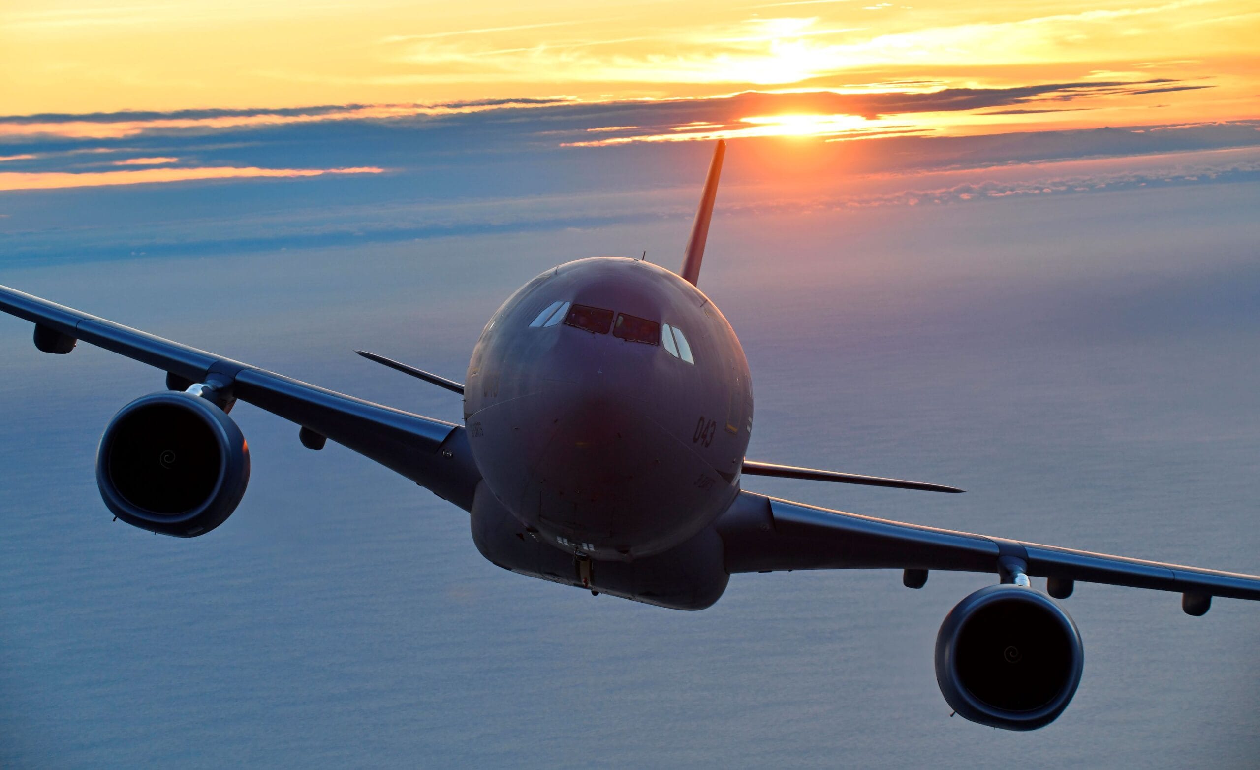 Airbus and France sign contract