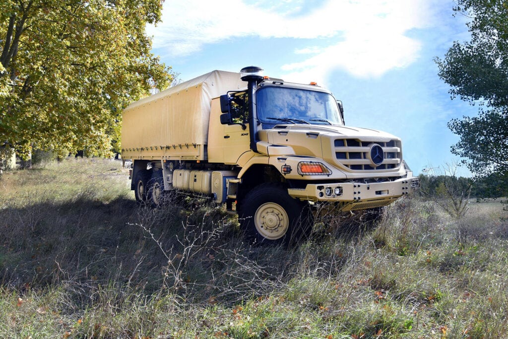 Empl: Built onto the truck chassis