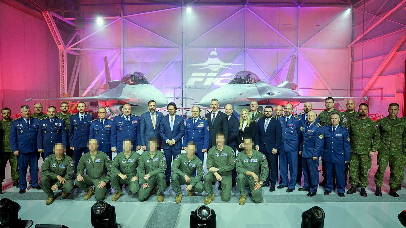 Lockheed: First Slovakian F-16/70s handed over