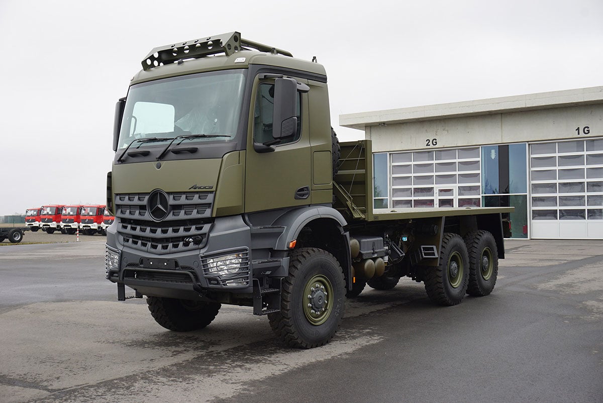 Empl delivers new vehicles