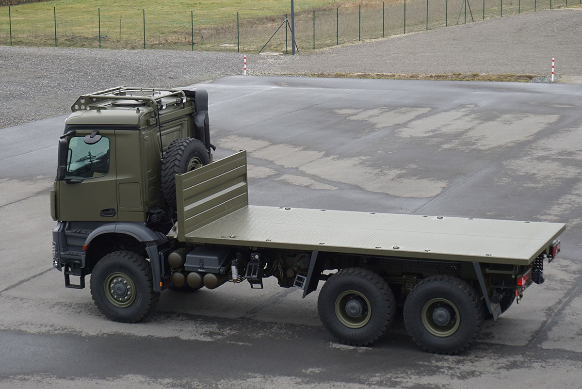 Empl delivers new vehicles