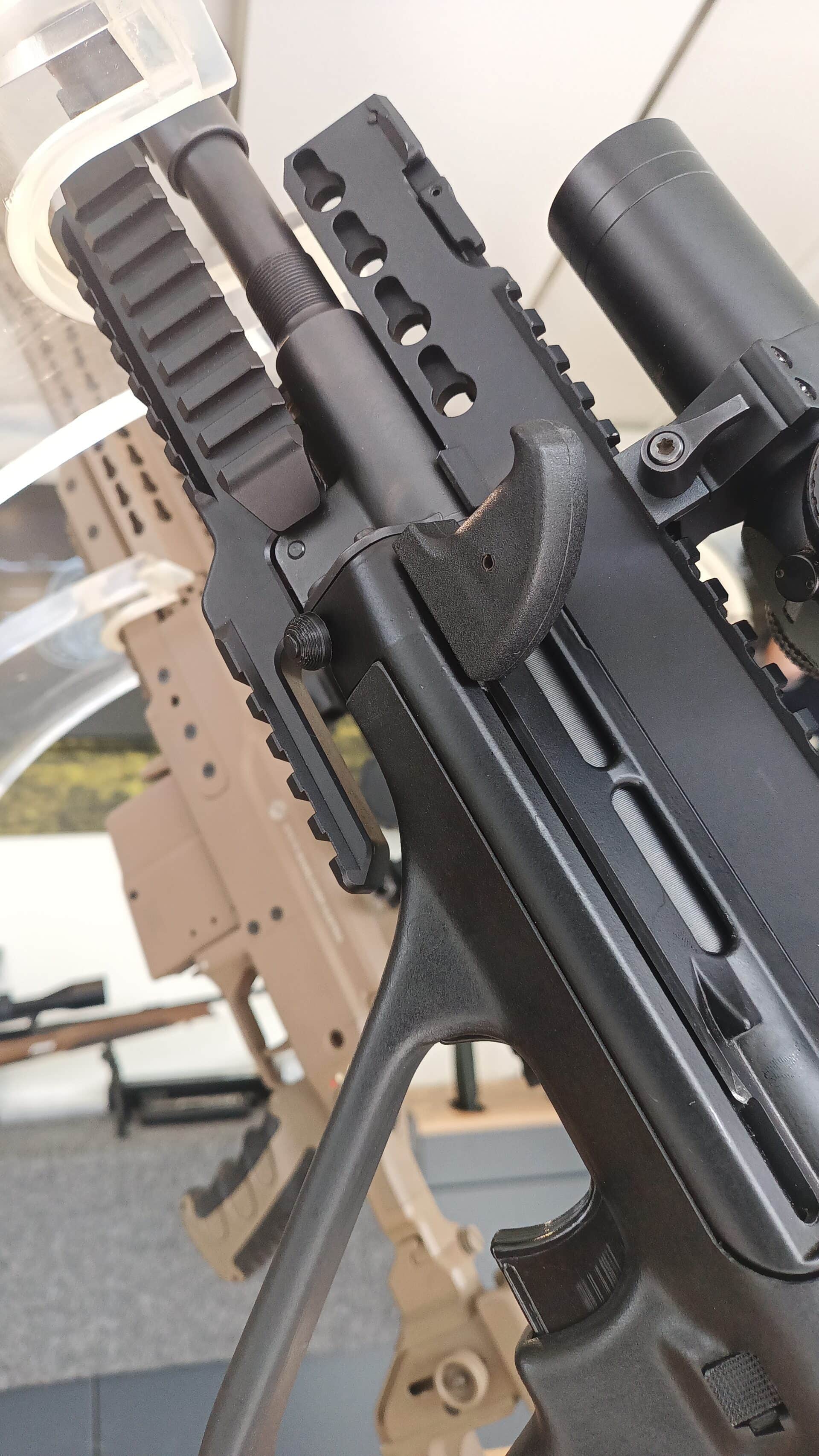 Focus on the Steyr AUG: Anniversary at the shooting range