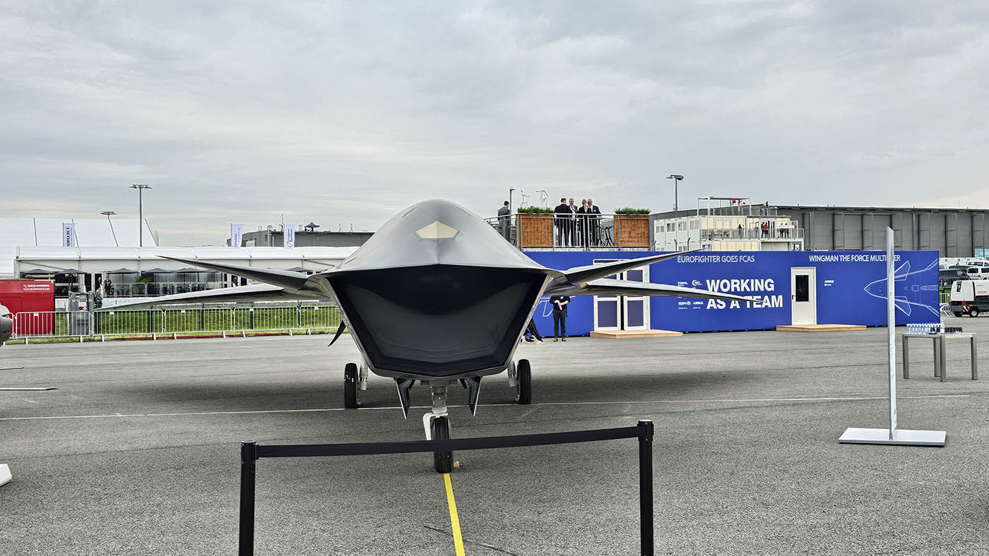 Airbus presents new wingman concept