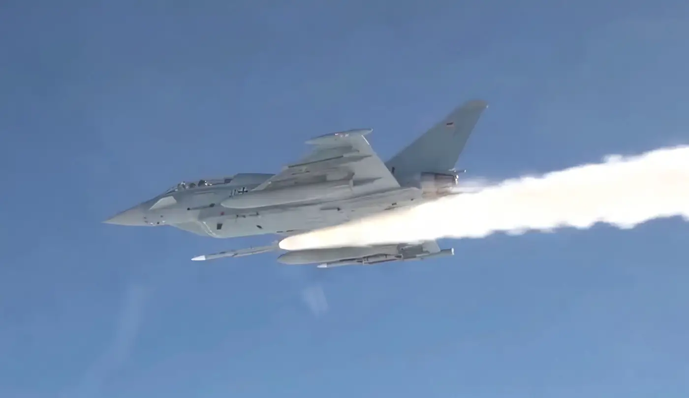 MBDA: First meteor shot from German Eurofighter