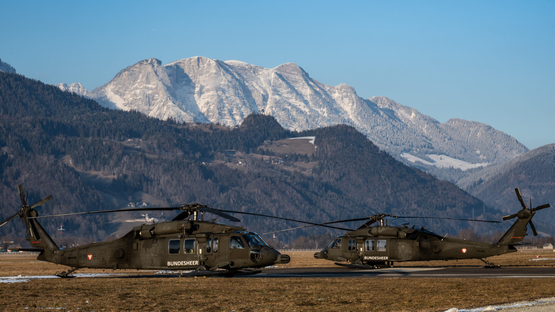 Helicopter high altitude landing course winter 2025