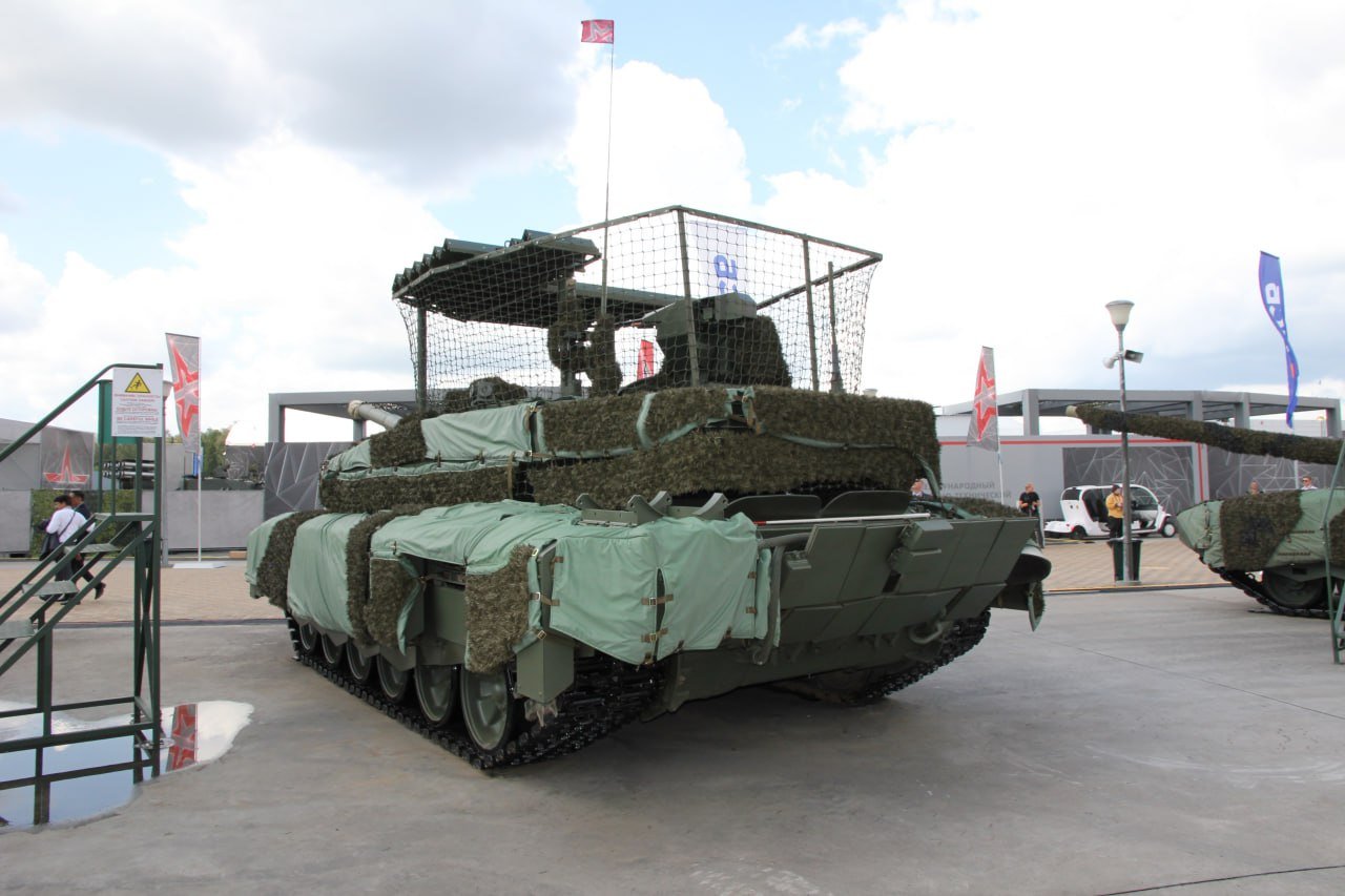 IDEX 2025: Russia shows T-90MS Proryv main battle tank