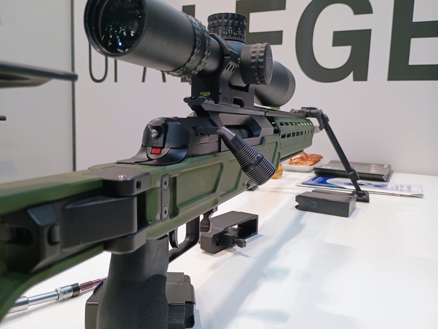 Sniper-Gewehr: Strasser Ex 17 Geradezugrepetierer
