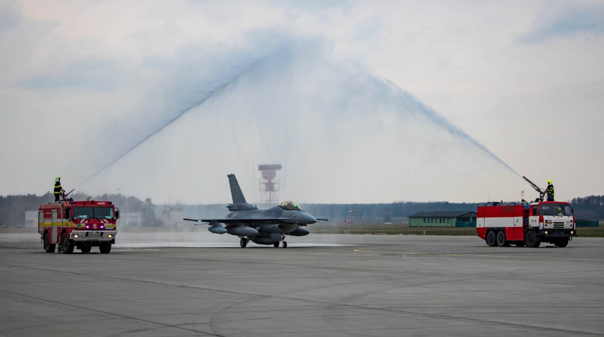 Lockheed: Two more F-16s arrive in Slovakia