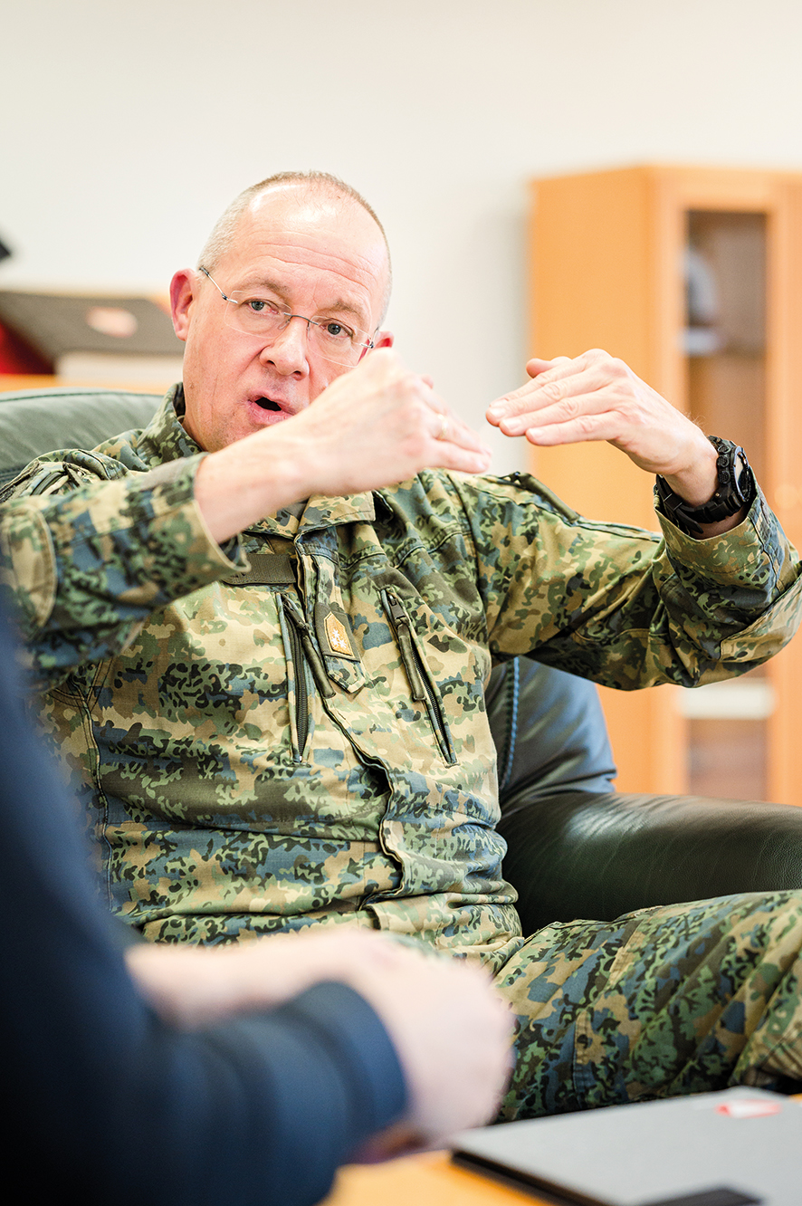 Interview mit Generalleutnant Martin Dorfer