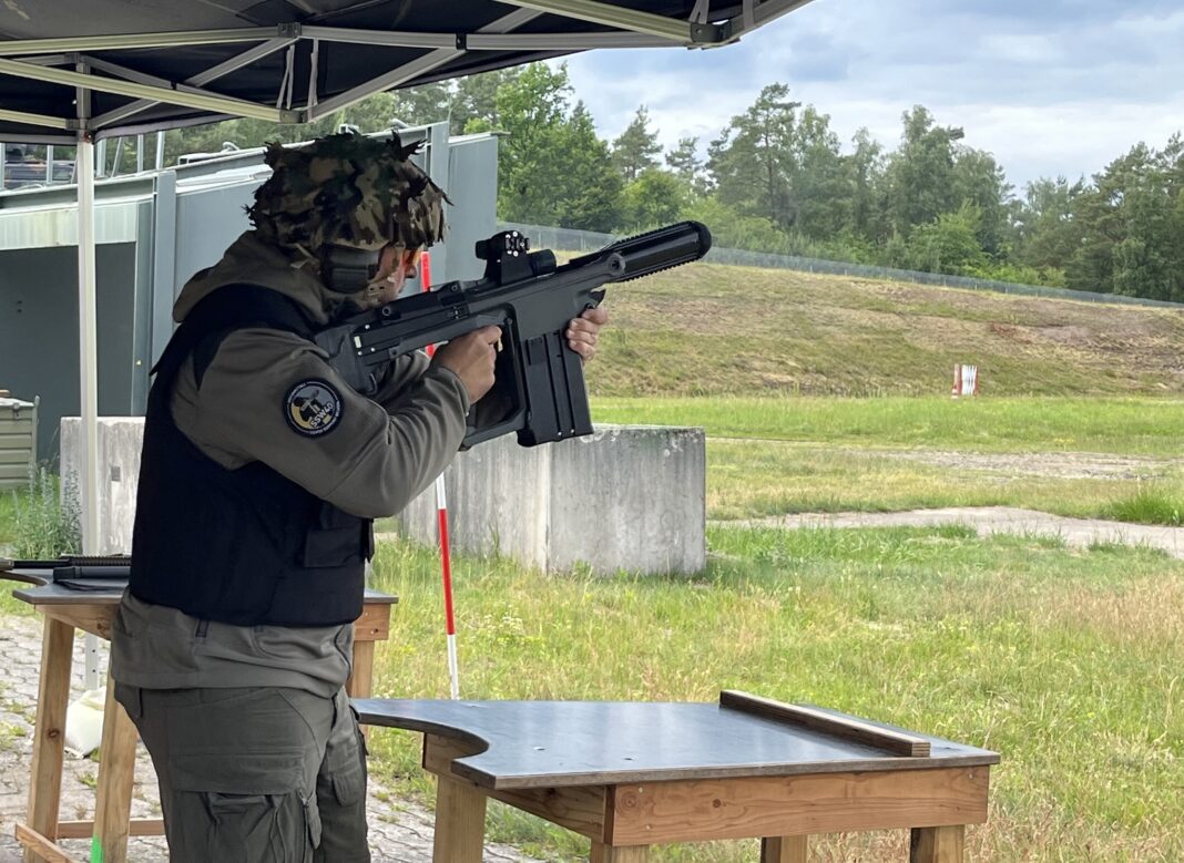 Weltneuheit: Rheinmetall Granatwerfer Squad Support Weapon SSW40