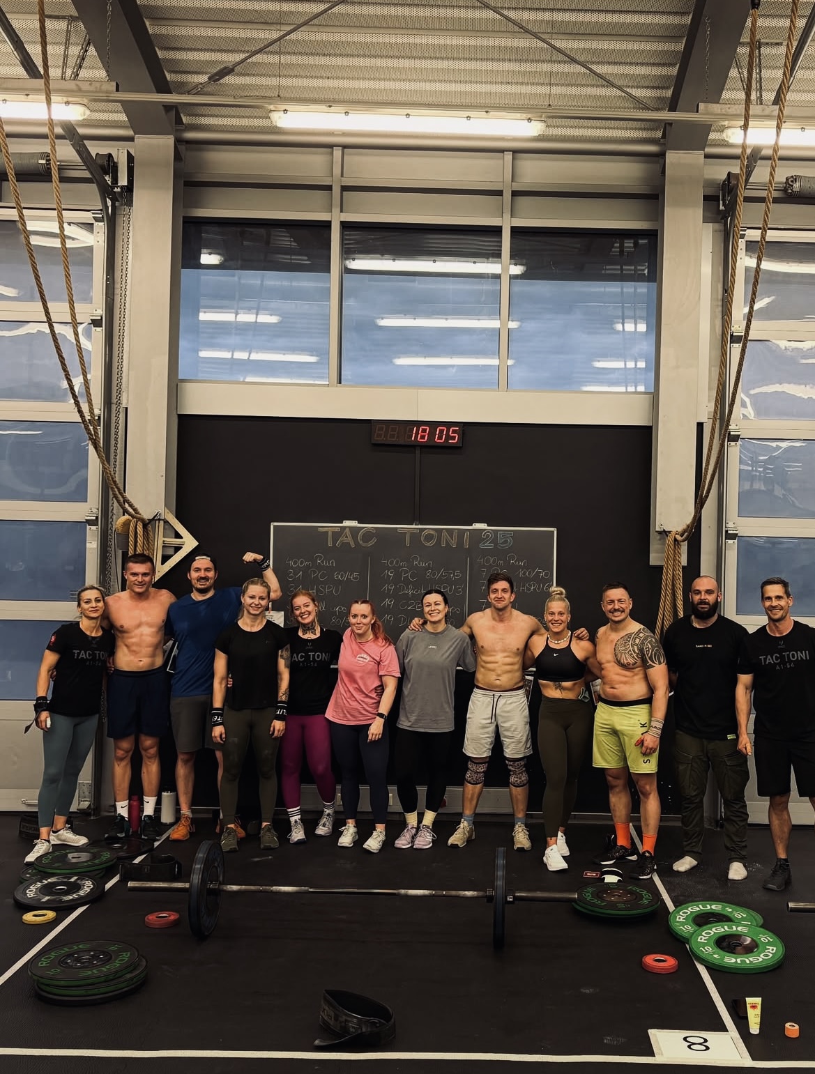 CrossFit: Hero WOD "Tac Toni" for fighter squad soldiers