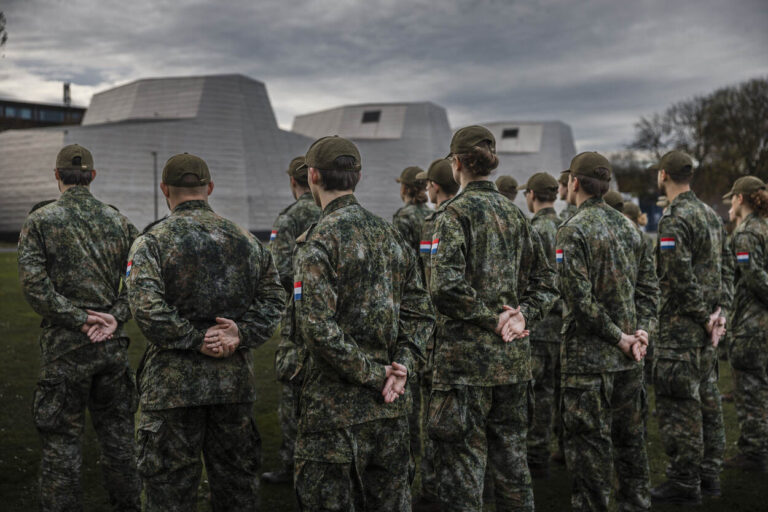 The Dutch army wants to continue to grow