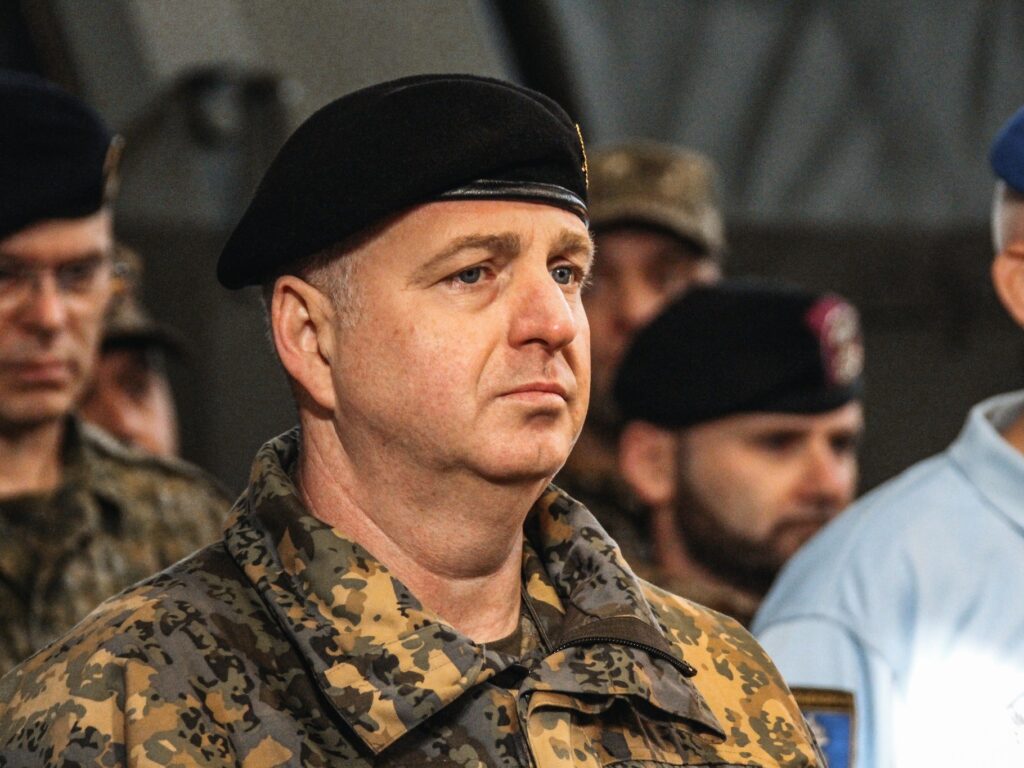 Colonel Alexander Hönig takes over 4th Armored Infantry Brigade